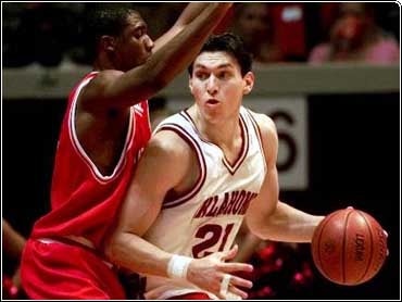 Najera At Home In 'Old Pueblo' - CBS News