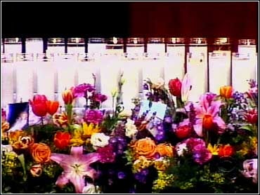 Memorial For Flight 261 Victims - CBS News