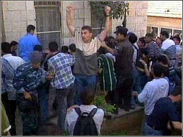 Ramallah Cop: I Tried To Stop Mob - CBS News