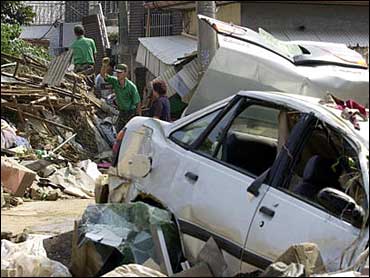 Typhoon Rusa Ravages S. Korea - CBS News