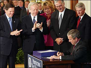 Bush Signs Homeland Bill - CBS News
