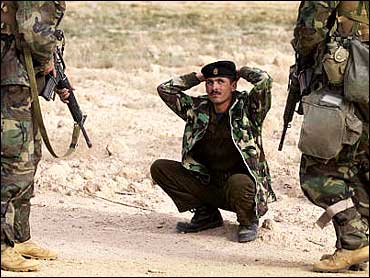 Ground Troops Tighten Grip - CBS News