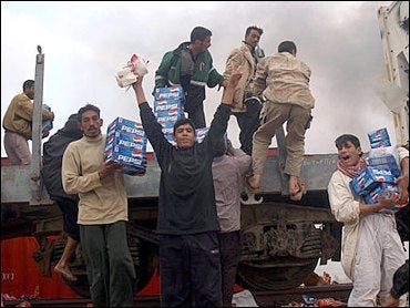 U.S. Cracks Down On Iraq Rebels - CBS News