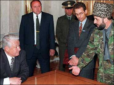 Top Chechen Rebel Assassinated - CBS News