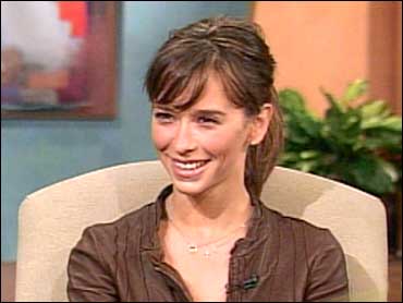 Hewitt 'Parties' With a Fat Cat - CBS News