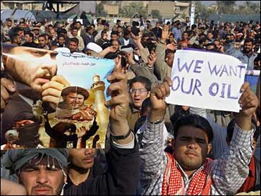 Iraqi Rebels Behead Two In Public - CBS News