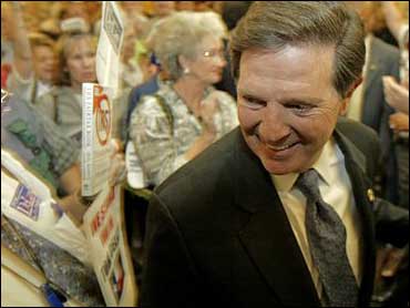 Arrest Warrant For Tom DeLay - CBS News