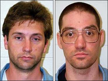 One Of Two Escaped Convicts Caught - CBS News