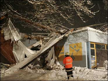 Skating Rink Collapse Kills 10 - CBS News