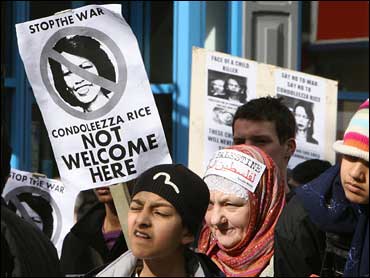 Rice Greeted With Protests In Britain - CBS News