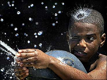 Sweltering Heat From Coast To Coast - CBS News