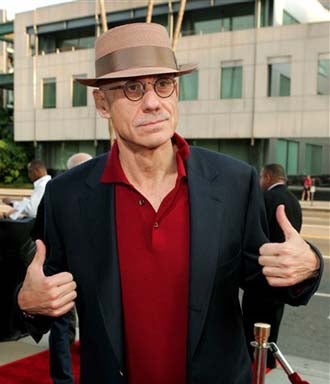 Breaking Up, Hugh Grant Style - CBS News