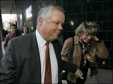 Ex-Enron Executive Causey Reports To Jail - CBS News