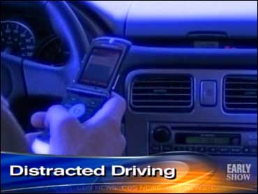 Driving While Texting: A Clear Danger - CBS News
