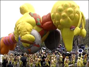 Thanksgiving Parade Balloons OK To Fly - CBS News