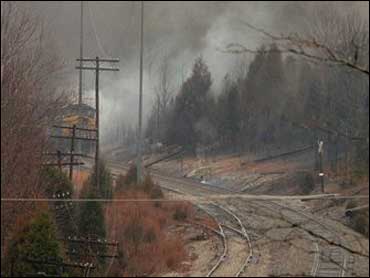 Kentucky Train Crash Emits Fire, Chemicals - CBS News