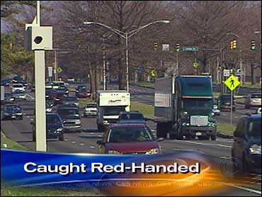 Red Light Cameras Stir Controversy - CBS News