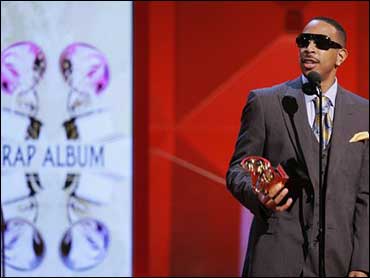 Ludacris Mourns His Dad - CBS News