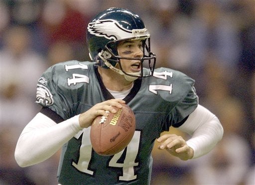 Feeley Gets 3-Year Extension From Eagles - CBS News