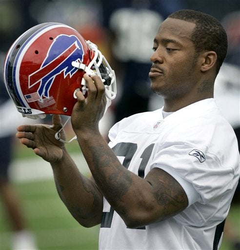 Bills Would Listen To Offers For McGahee - CBS News