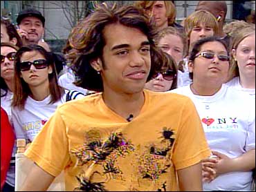 Sanjaya Sets The World On Fire - CBS News