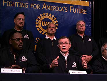 Chrysler And UAW Begin Contract Talks - CBS News