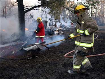 Wind Driven Fires Threaten S.C. Homes - CBS News