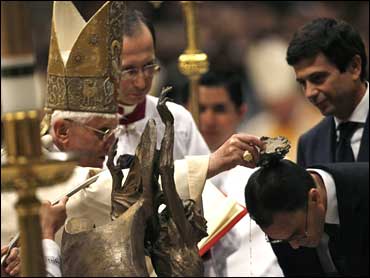 Muslim Writer Baptized Catholic By Pope - CBS News