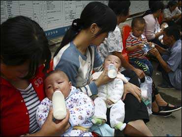 Trace Melamine Found In U.S. Baby Formula - CBS News