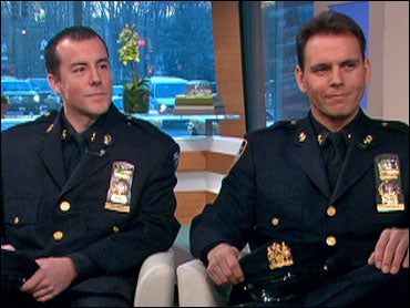 NYPD Divers Describe Dramatic Rescue - CBS News