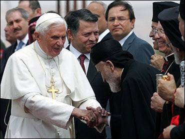 Pope Looks To Repair Muslim Relations - CBS News