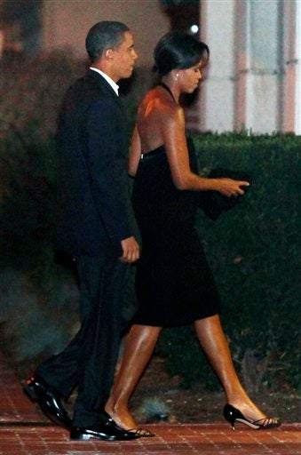 Obamas Celebrate Anniversary With Dinner Out - CBS News