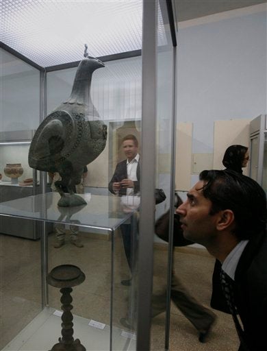 Looted Artifacts On Display At Afghan Museum - CBS News
