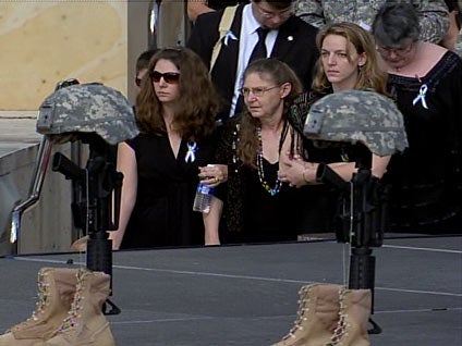 'Terminator 3': Female Killing Machine - CBS News