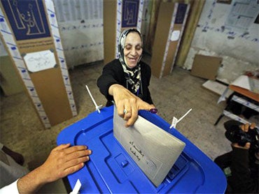 Iraqi Voters Head to Tightly Secured Polls - CBS News