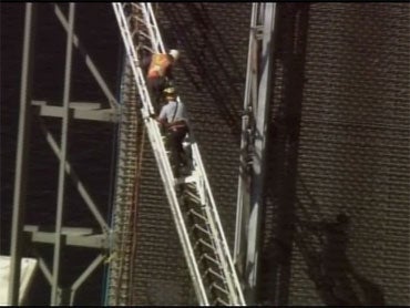 Workers Saved After Fla. Drawbridge Fails - CBS News