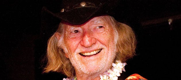 Willie Nelson: "Haircut Heard Around The World" (Picture) - CBS News