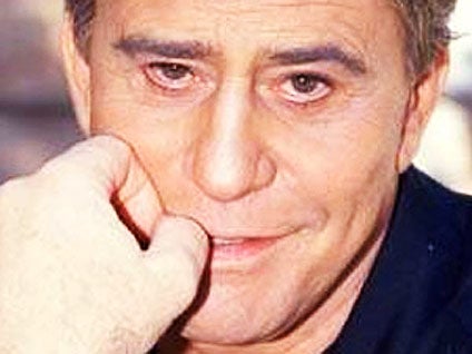 James Farentino, Dynasty Actor, Arrested For Misdemeanor Battery - CBS News