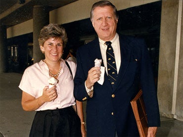 George Steinbrenner, Yankees Owner, "Opera Buff" Remembered - CBS News