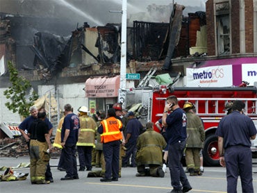 Detroit Building Collapses; 6 Firefighters Hurt - CBS News