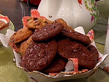 Make Scrumptious Chocolate Chip Cookies - CBS News