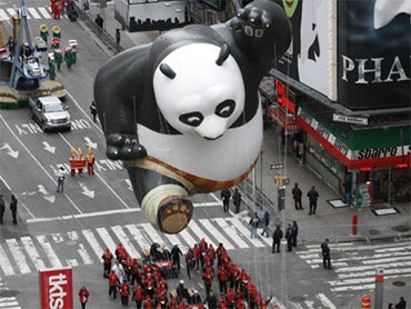 Kanye West, Kung Fu Panda Star at Macy's Parade - CBS News