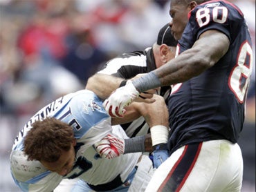 Andre Johnson Punches Foe Finnegan in Texans Win - CBS News