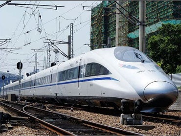 China Passenger Train Hits 300 MPH - CBS News