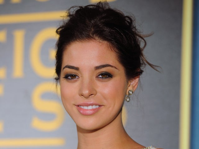 Gia Mantegna Crowned Miss Golden Globe 2011 - CBS News