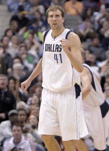 Nowitzki Helps Mavs Keep Wizards Winless On Road - CBS News