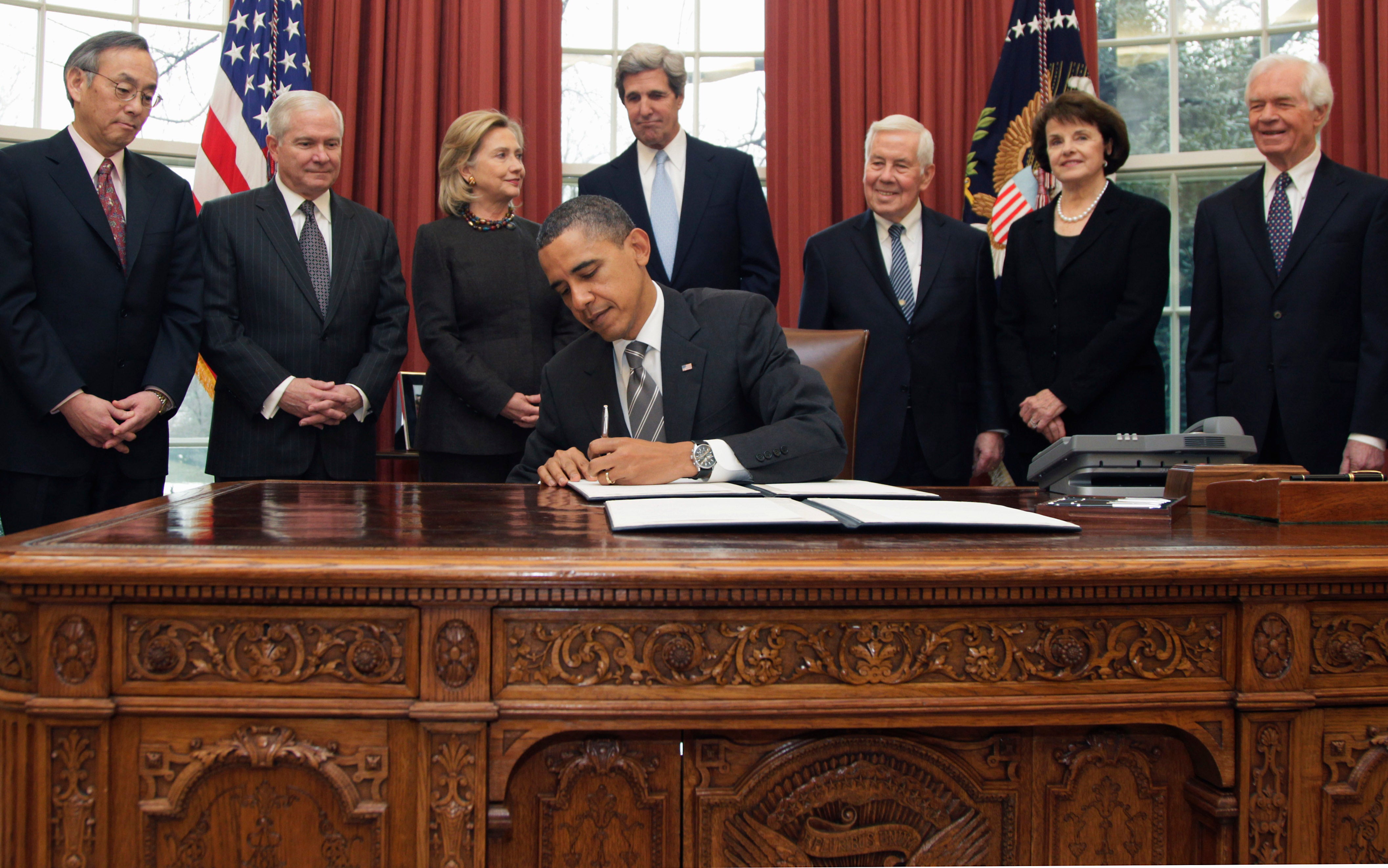 Obama Signs START Treaty Away from Reporter Questions - CBS News