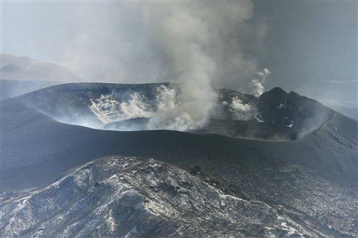 Volcano Made Famous By 007 Menaces Japan Island - CBS News