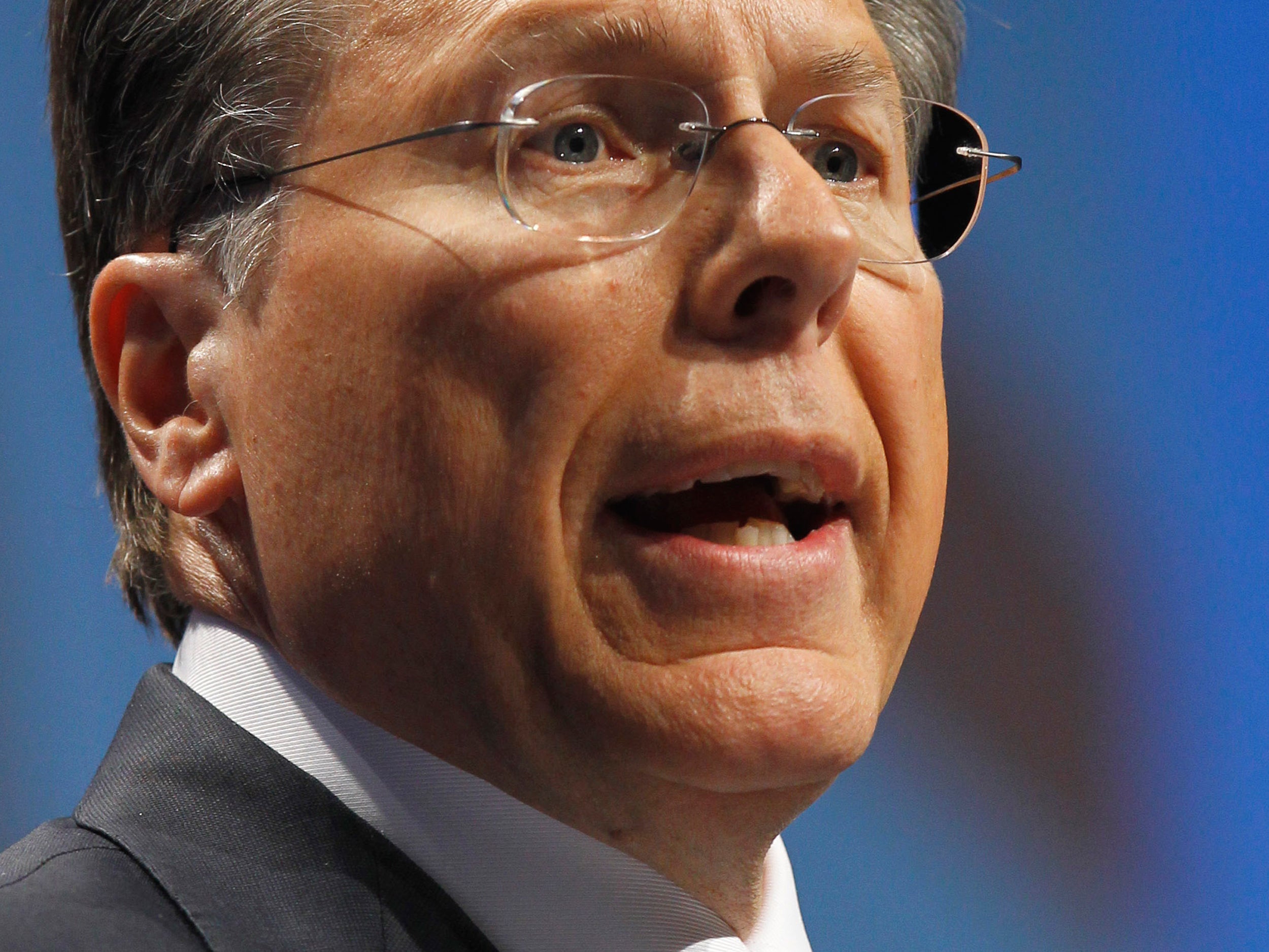 NRA's Wayne LaPierre: "Government Policies Are Getting us Killed" - CBS ...