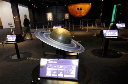 Boston Planetarium Reopens After $9M Renovation - CBS News